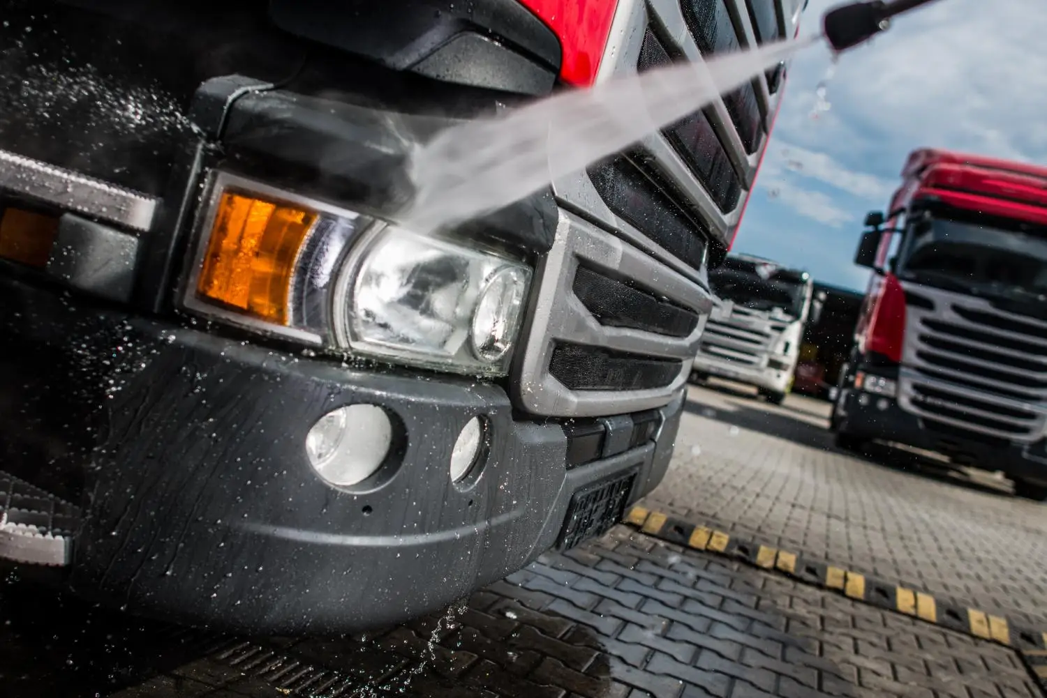 Mobile HGV & Lorry Valeting London | Truck Valeting
